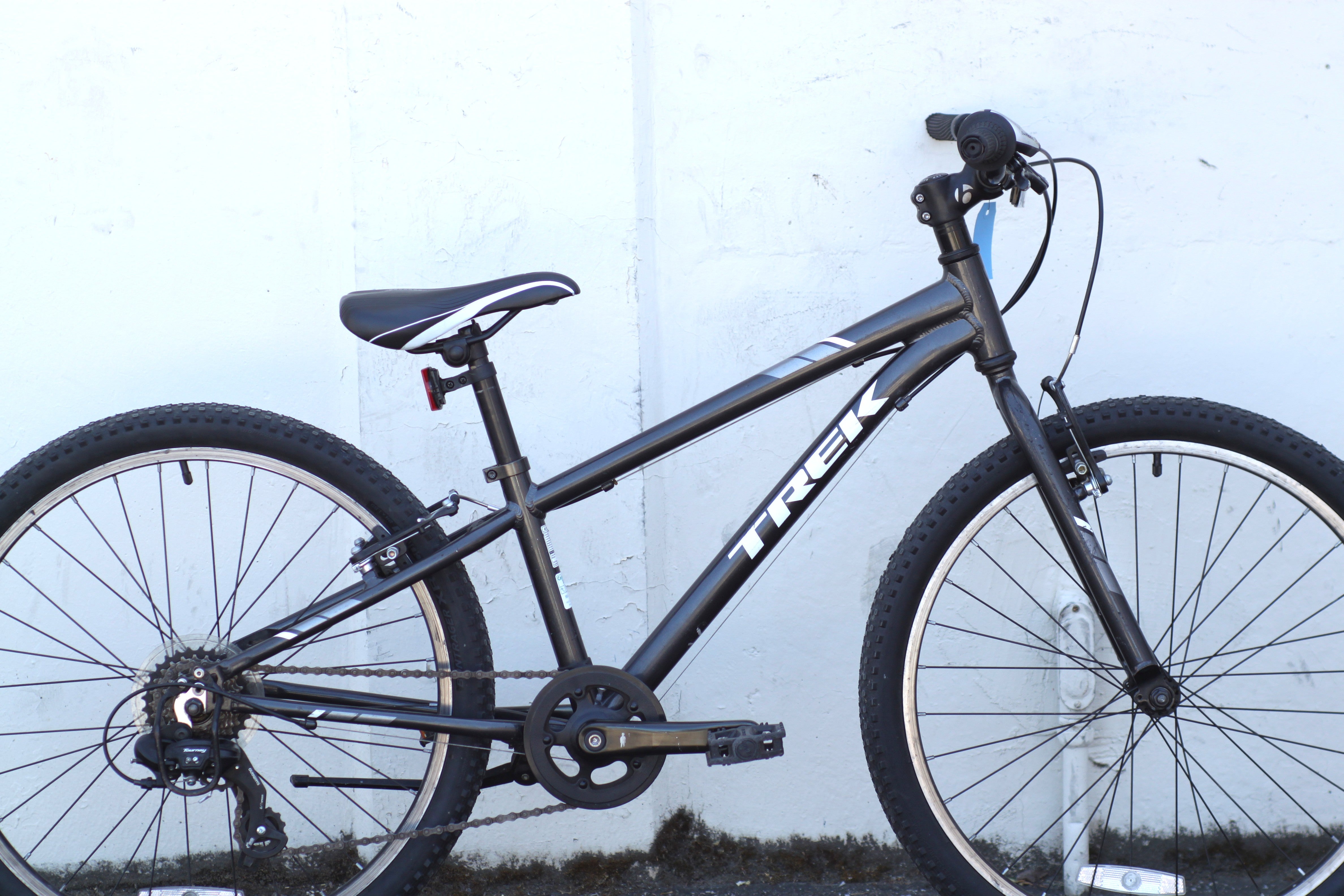 Trek Precaliber 24 Kid’s Bike with 7-Speeds black - BTTU | Used Bikes ...