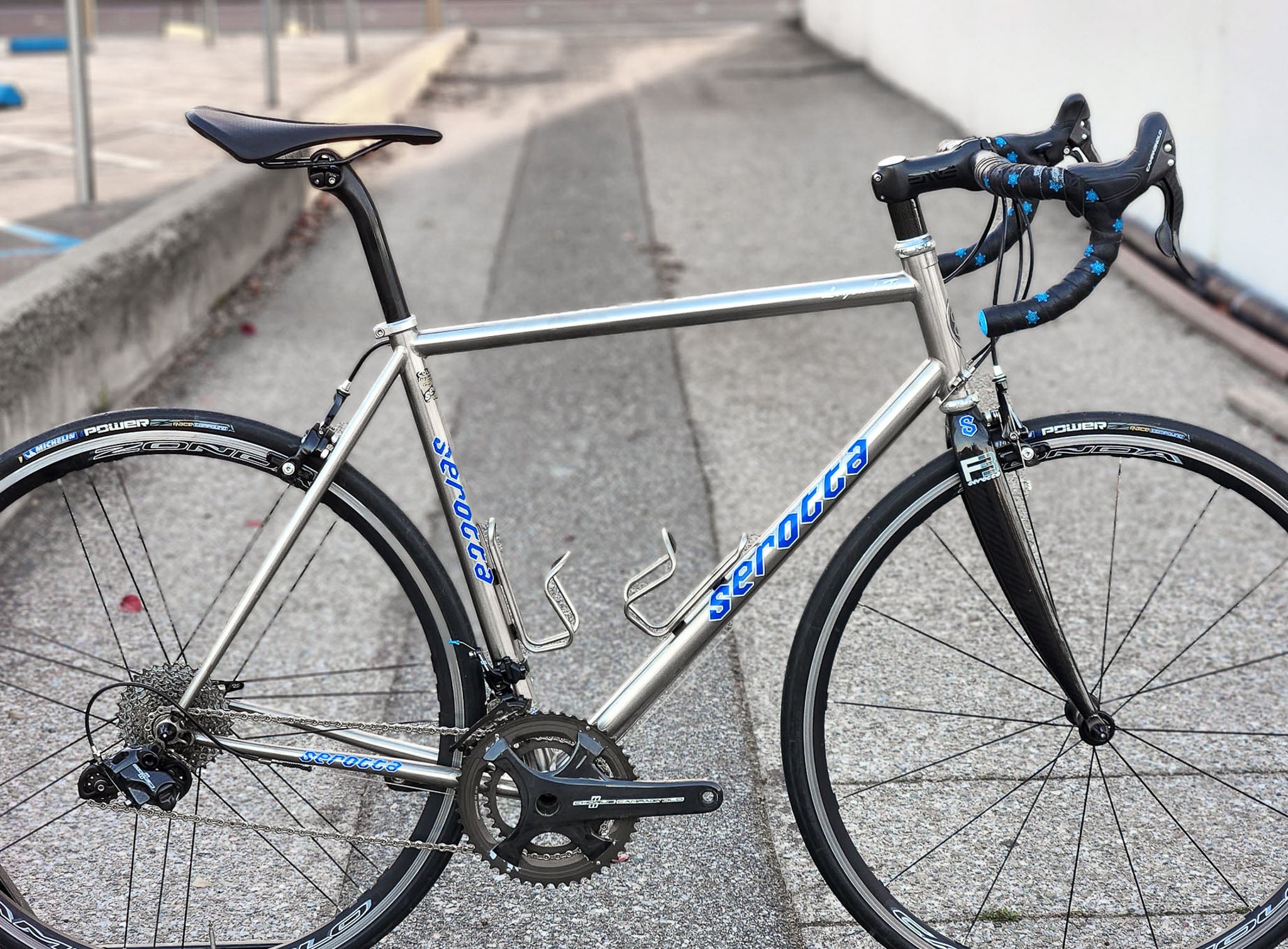 Serotta Legend Ti Titanium Road Bike with Campagnolo Chorus 11 Carbon ...