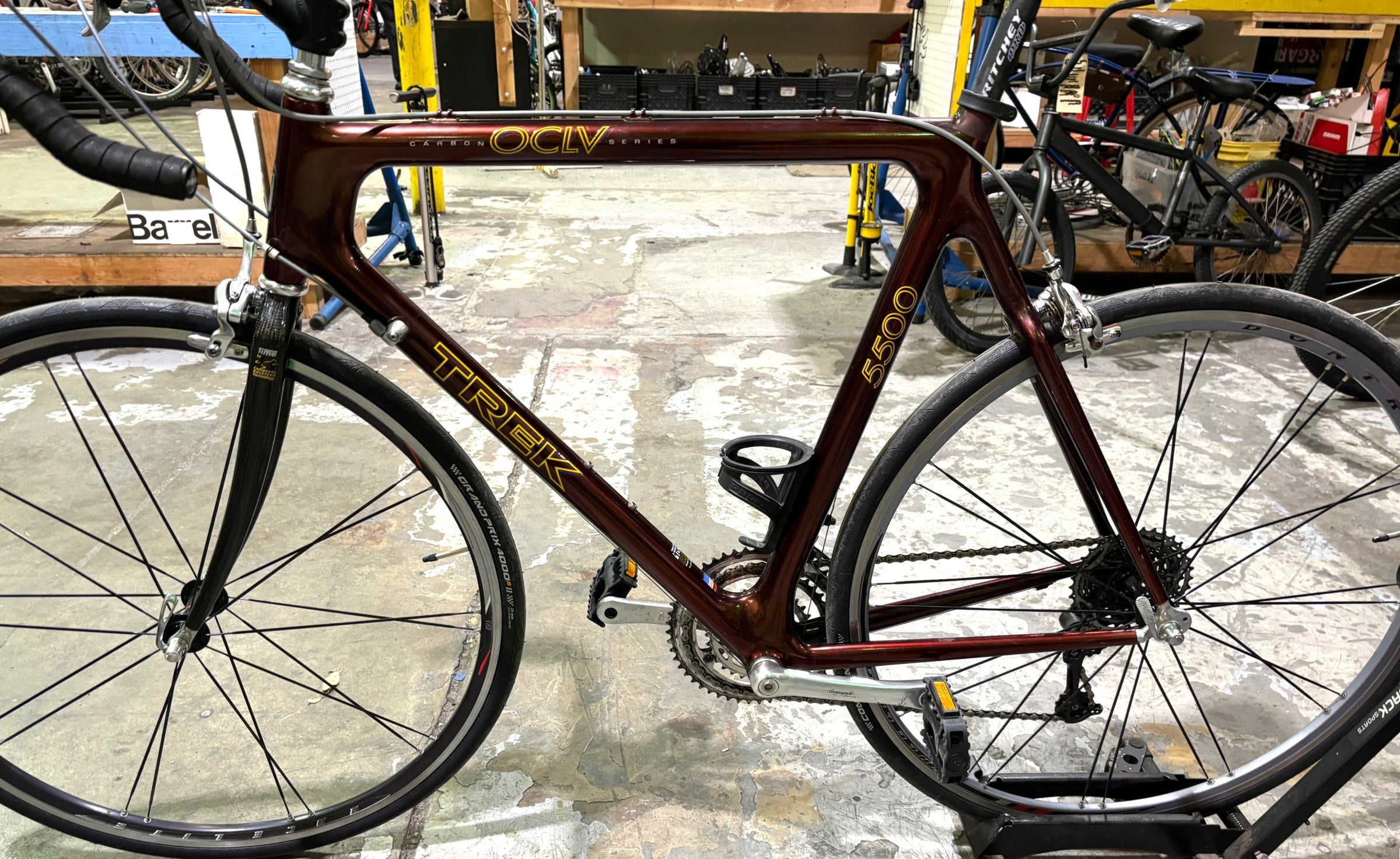 Trek 5500 OCLV Carbon Road Bike with Carbon Fork, Aero Wheels 60cm ...