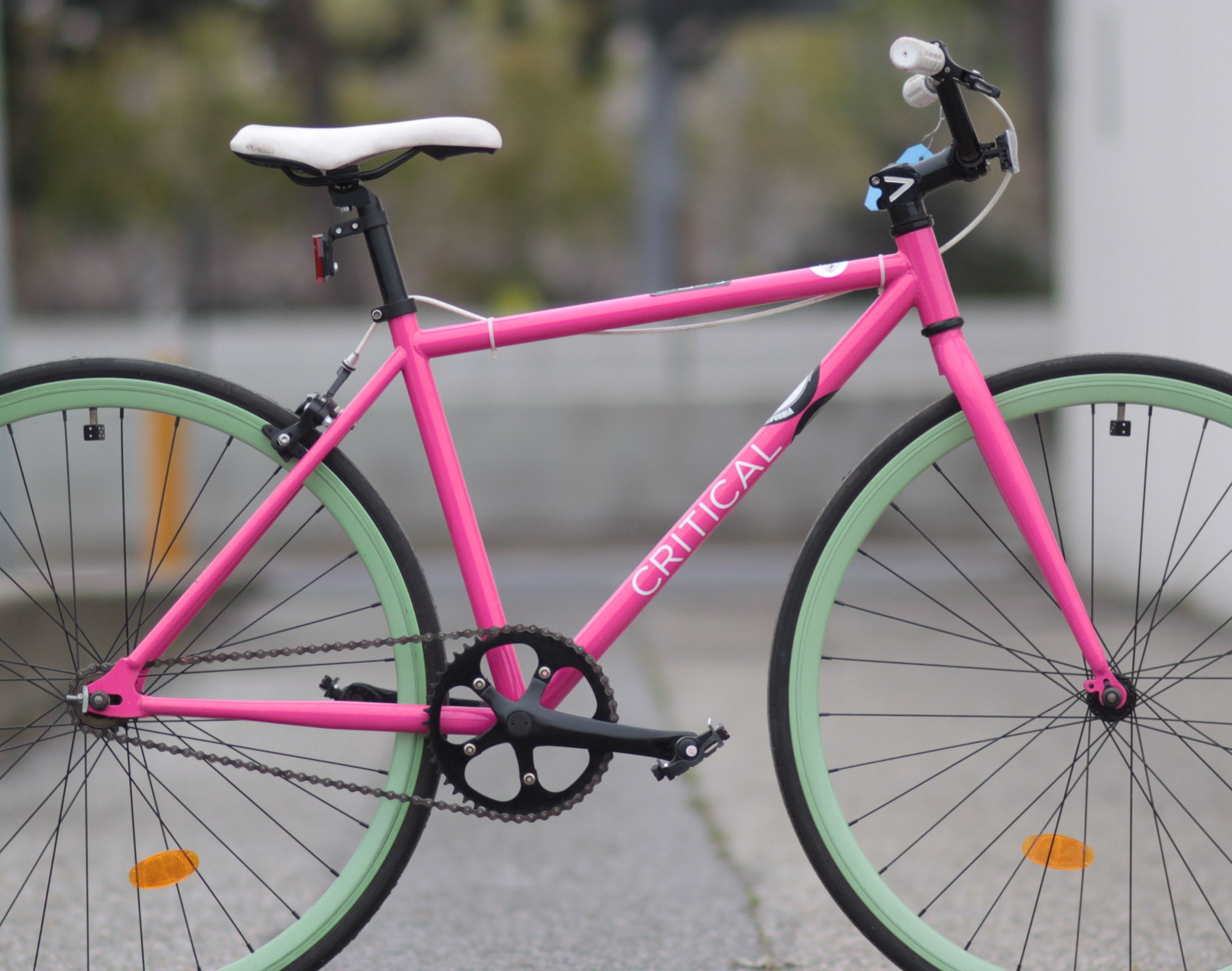 Critical Singlespeed / Fixie with Steel Frame and Fork Pink | Used ...