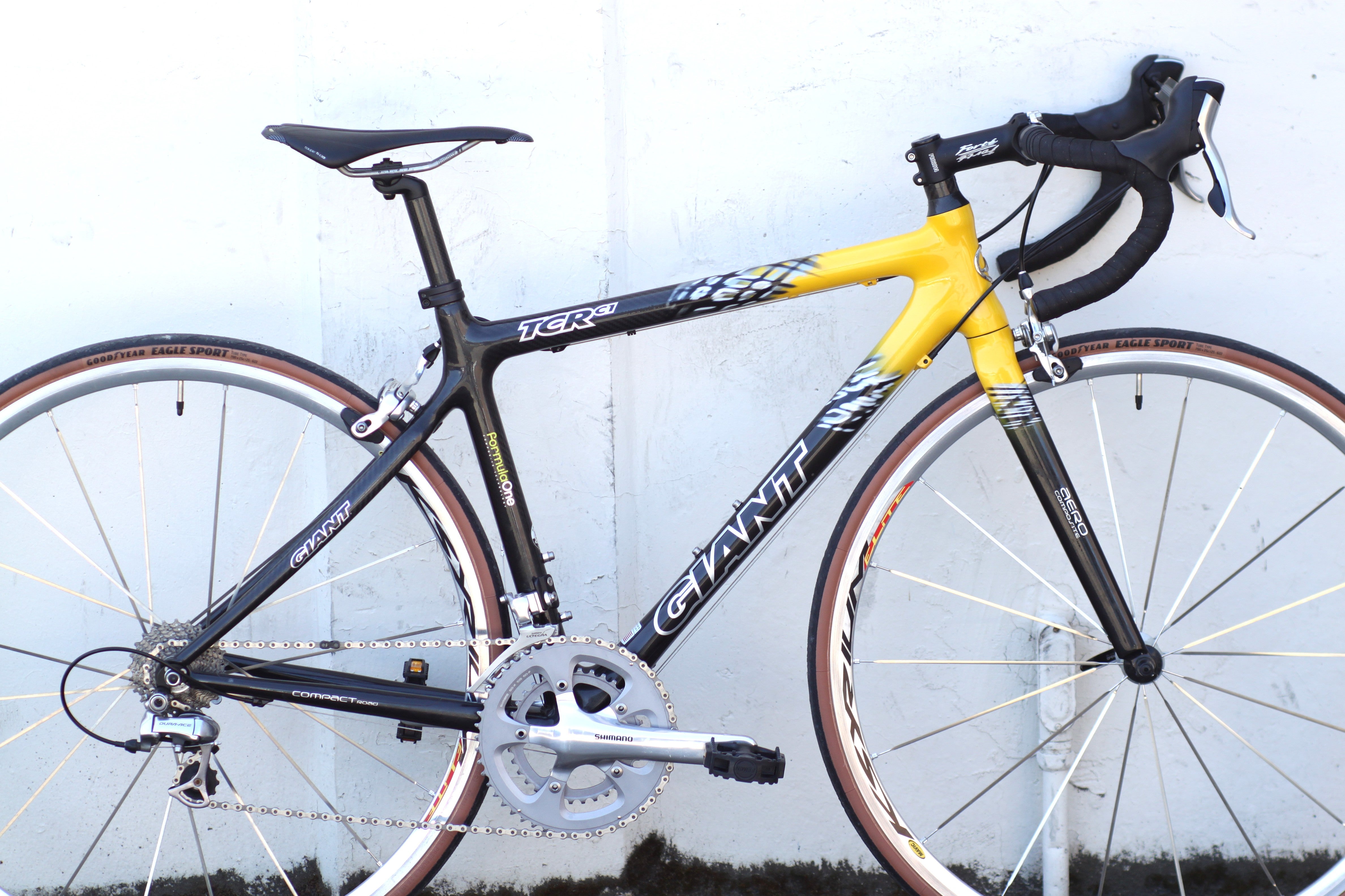 Giant TCR C1 Carbon Road Bike with Dura-Ace/Ultegra SM yellow/black ...