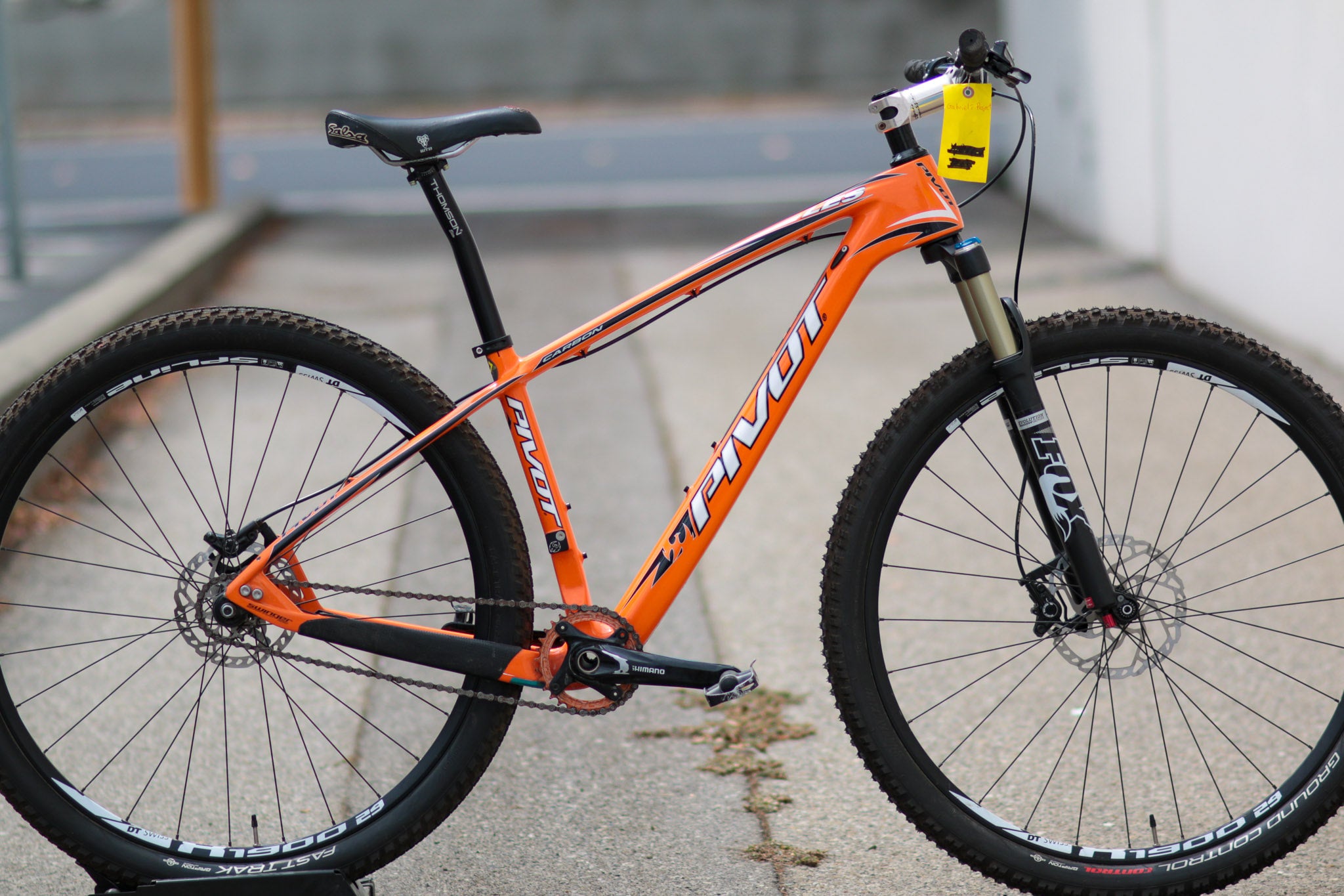 Pivot LES Carbon Singlespeed 29er Hardtail with Disc Brakes S orange ...