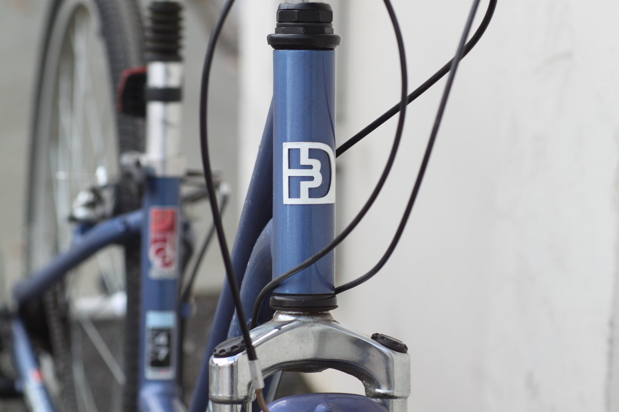 Diamondback Vital 2 Devine Women’s Commuter Hybrid with Suspension Fork ...