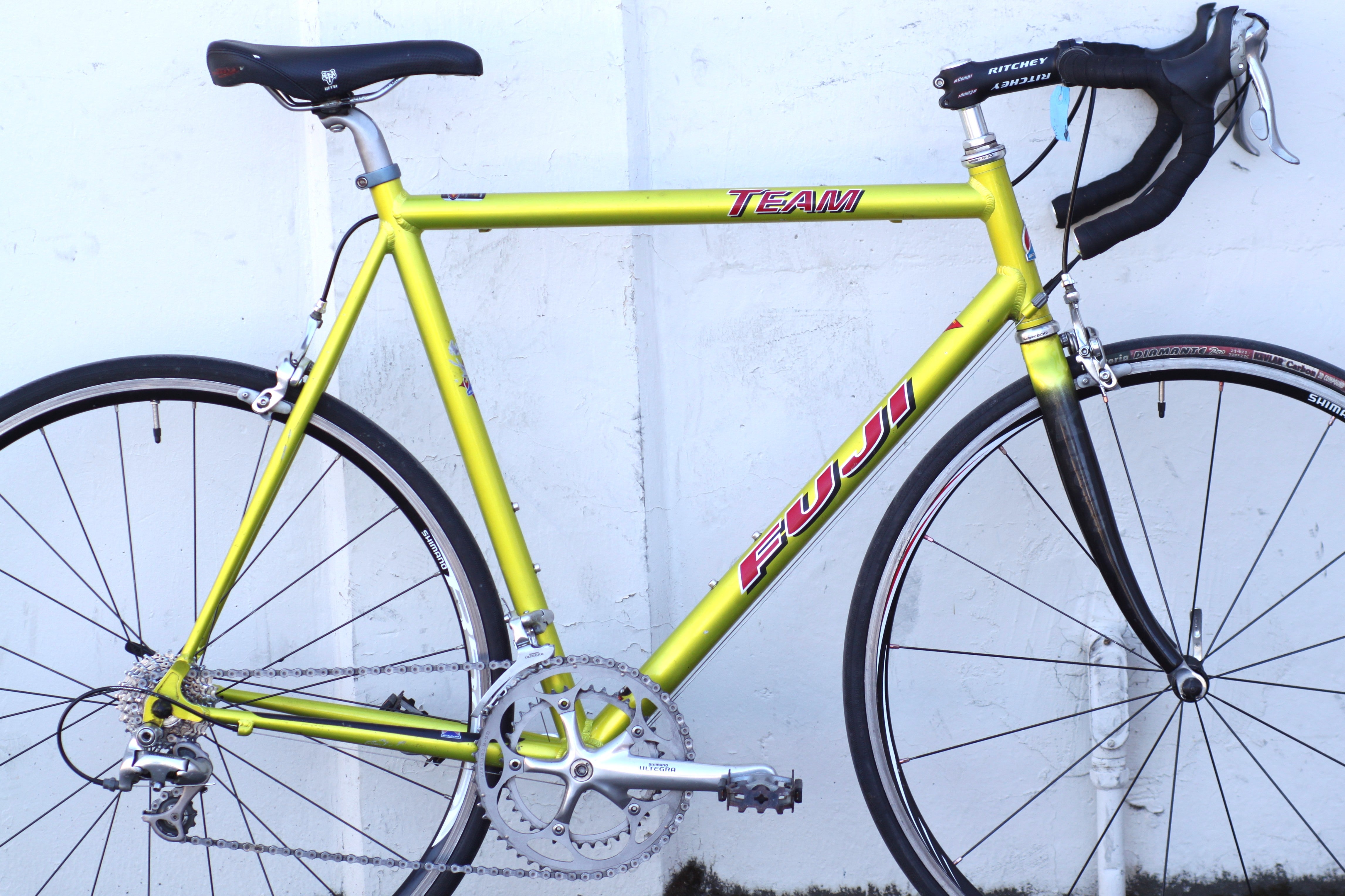 Fuji Team Vintage Road Bike with Carbon Fork, Ultegra 2x9 yellow - PLEF ...