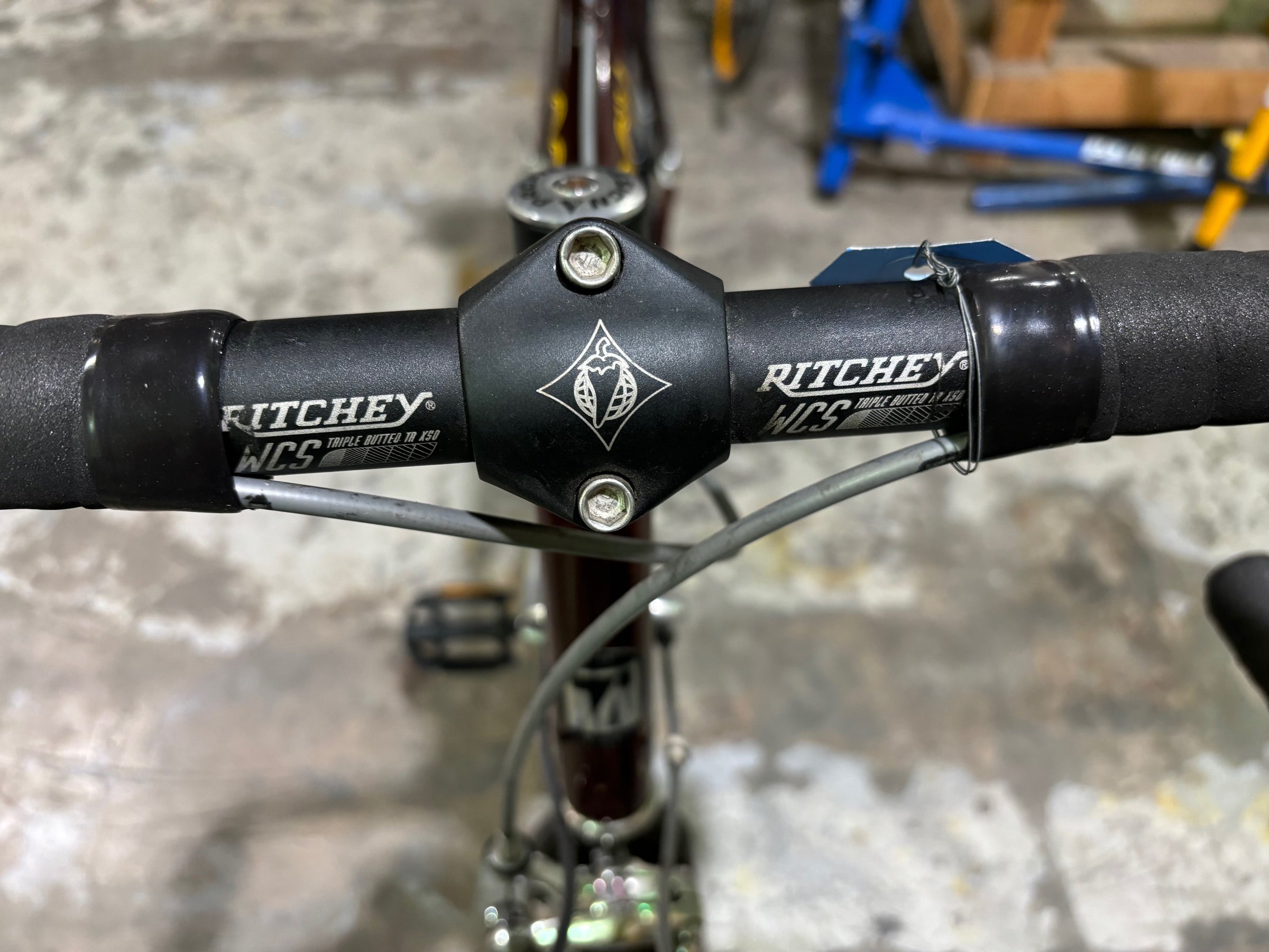 Trek 5500 OCLV Carbon Road Bike with Carbon Fork, Aero Wheels 60cm ...