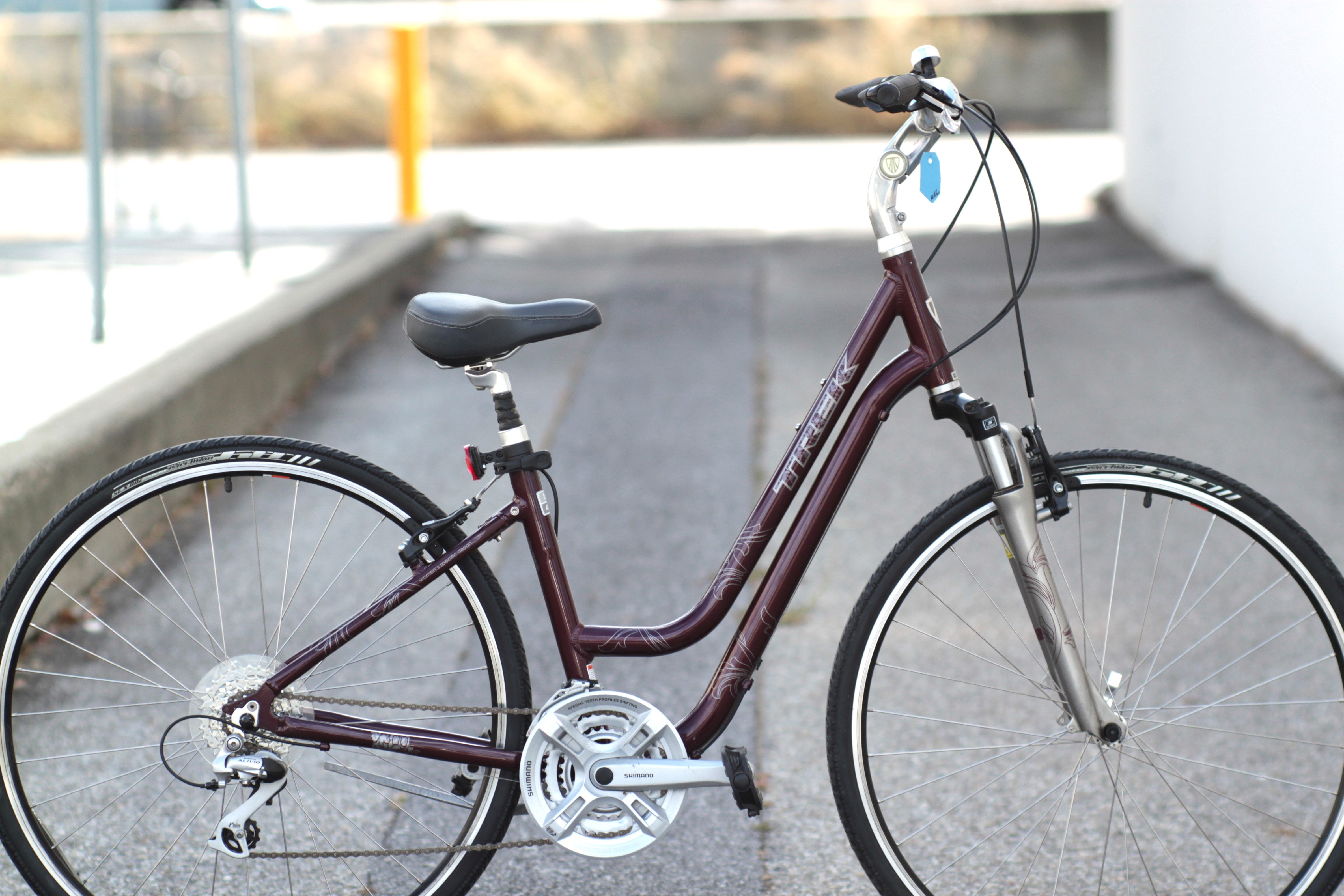 Trek 7300 WSD Low Step Thru Commuter Hybrid Bike 16/41cm purple - QDIO | Used Bikes for Sale ...