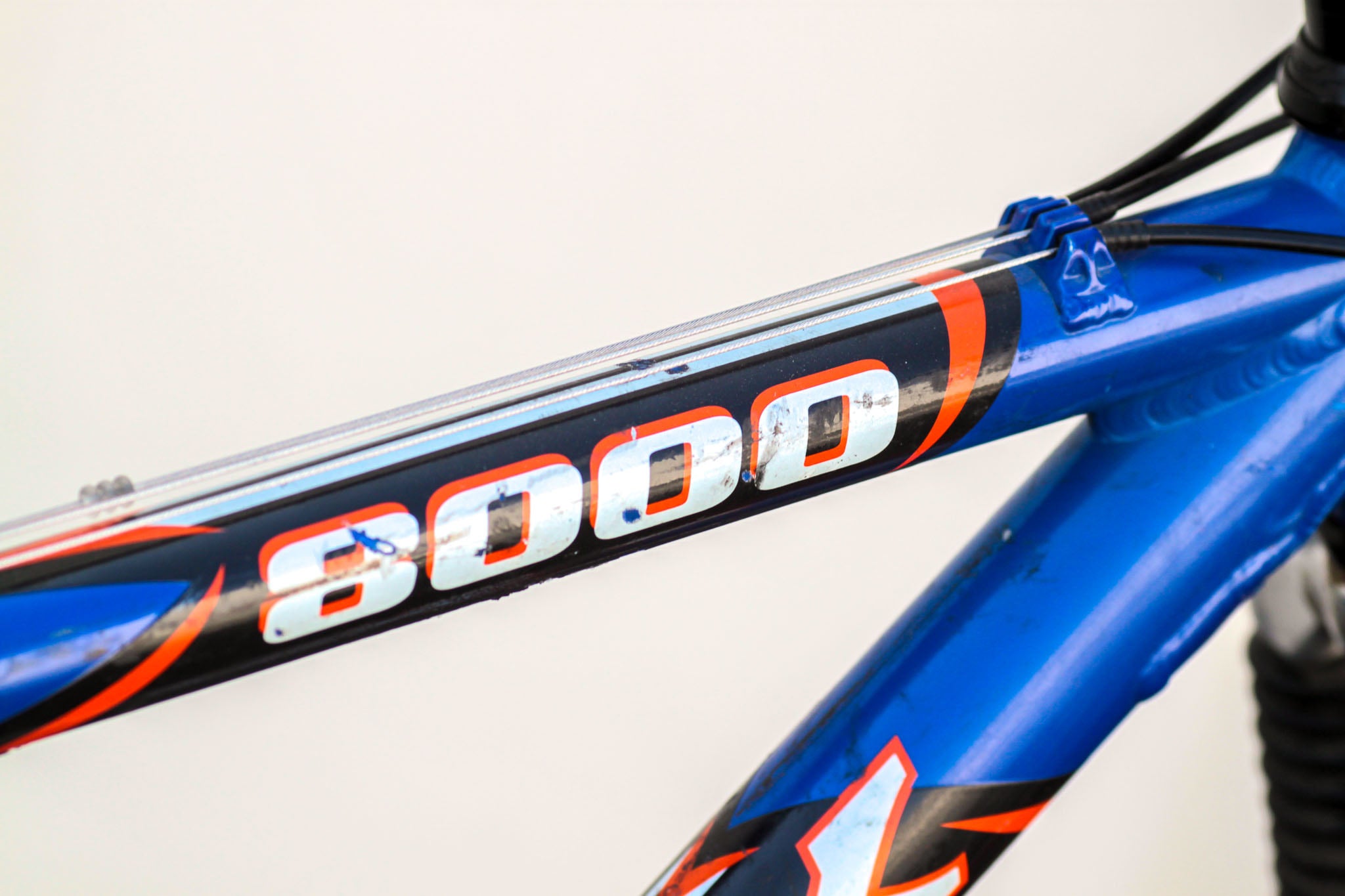Trek 8000 SLR Hardtail Mountain Bike - Handbuilt in the USA Small blue ...