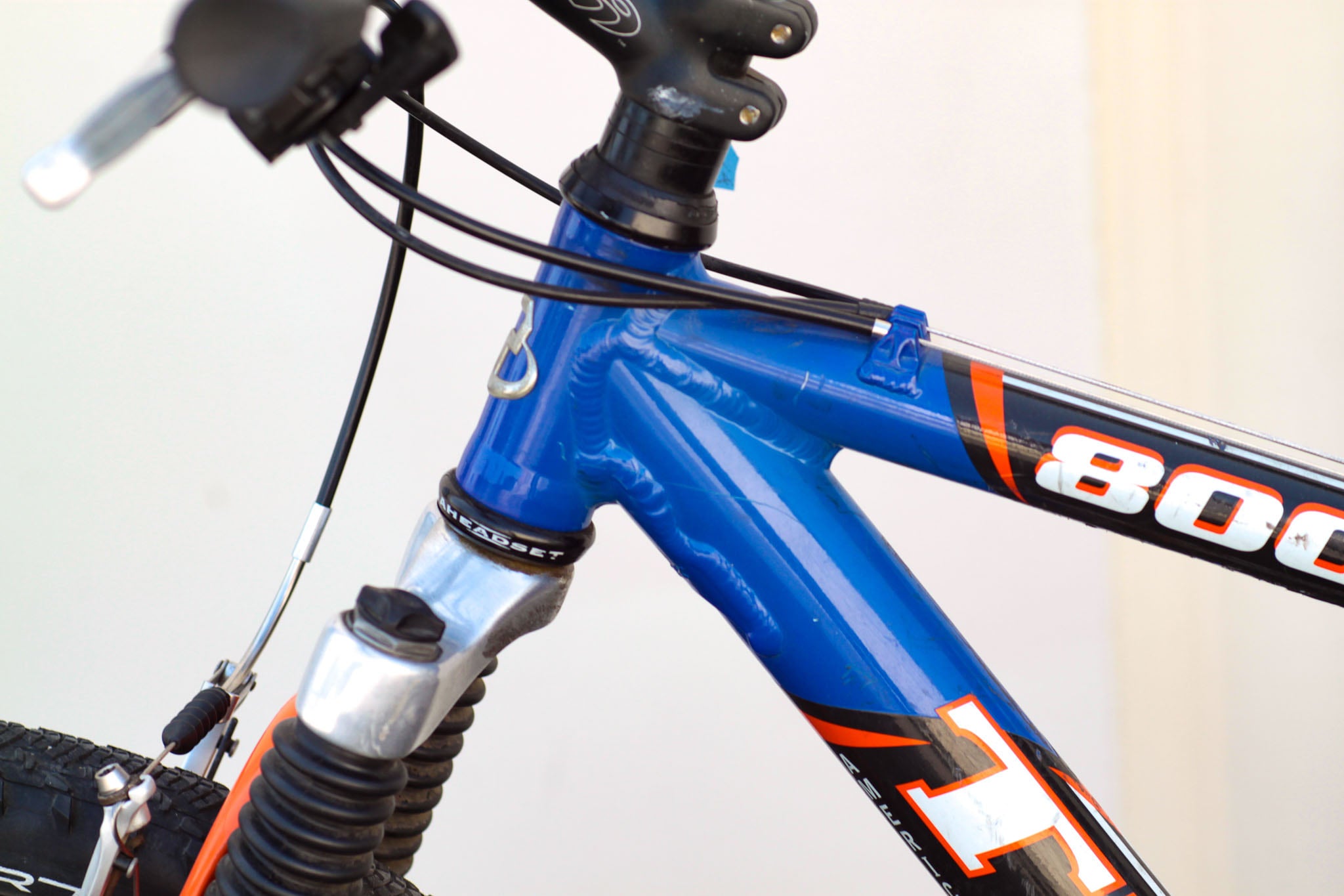 Trek 8000 SLR Hardtail Mountain Bike - Handbuilt in the USA Small blue ...