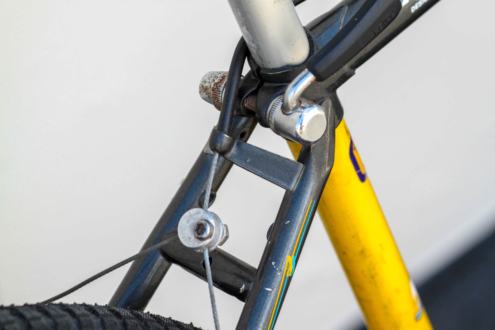 KHS Montana XT II Vintage Hardtail Mountain Bike with Deore XT ...