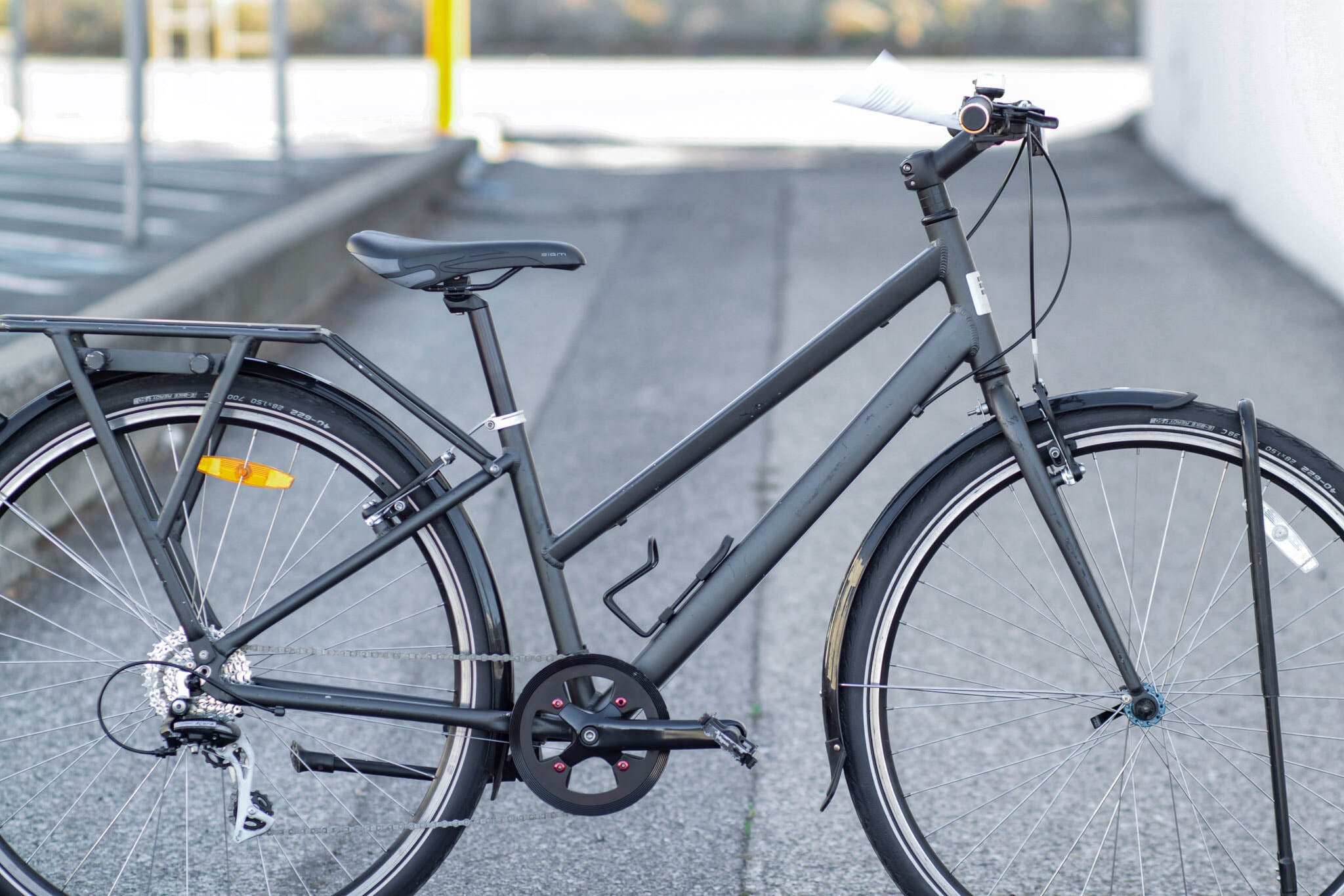 Republic Commuter / Hybrid Step-Thru Bike w/Rear Rack - gray - COMY ...