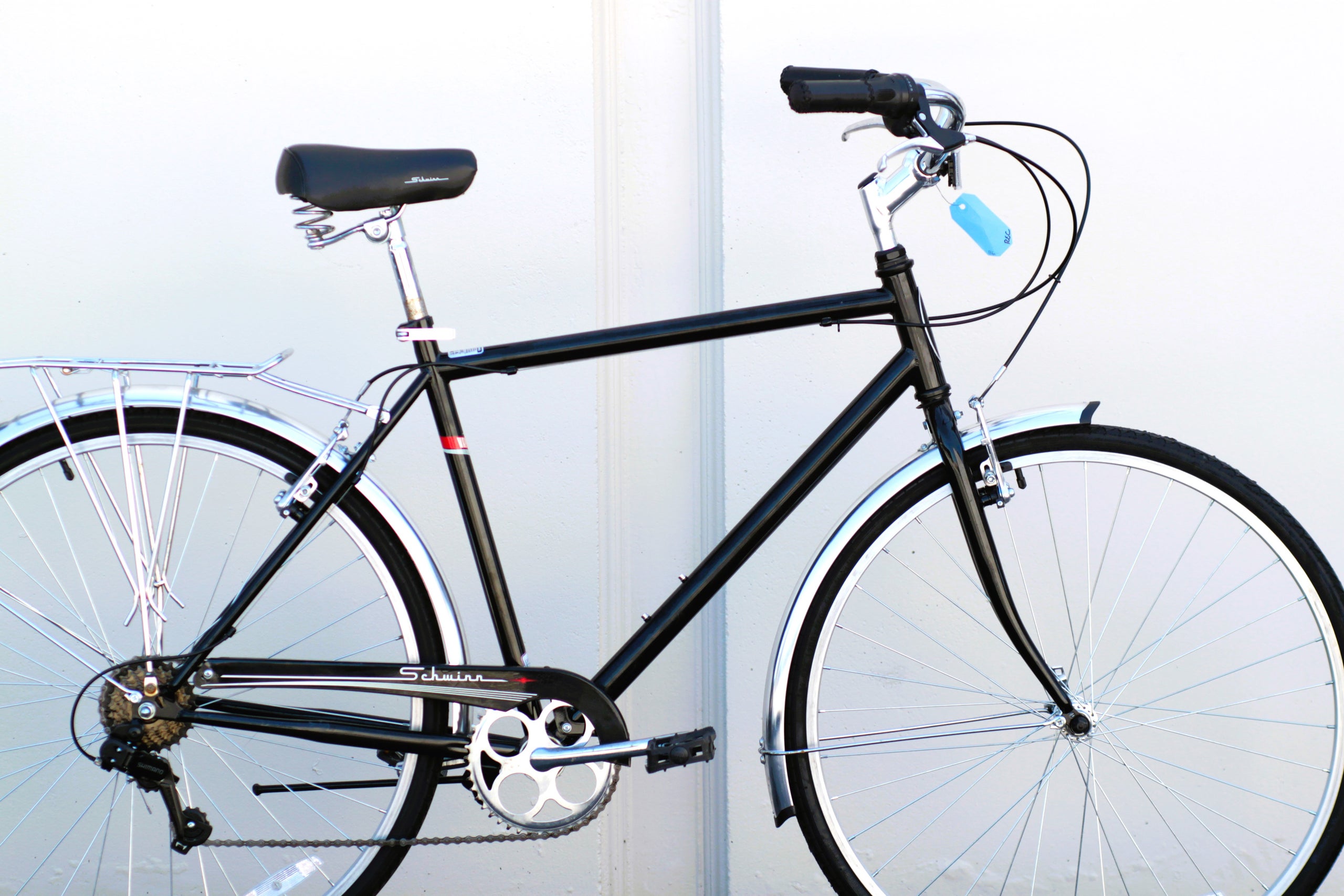 Schwinn Wayfarer Upright Townie / City Bike with Rear Rack black - ZAVO ...