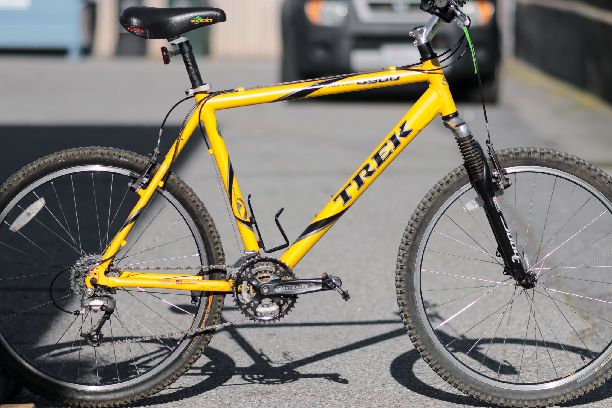 Trek 4900 mountain bike yellow, 21" | Used Bikes for Sale - Silicon ...