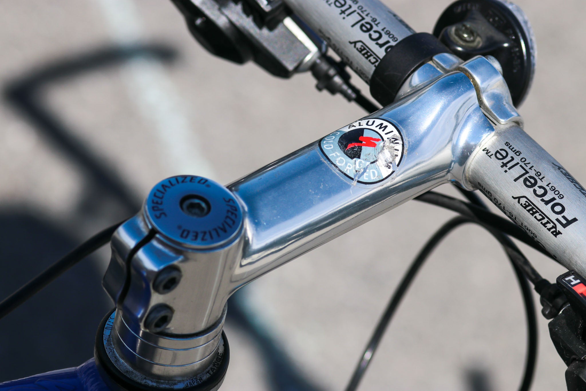 Specialized Stumpjumper M2 Metal Matrix Mountain Bike with Deore XT 15. ...