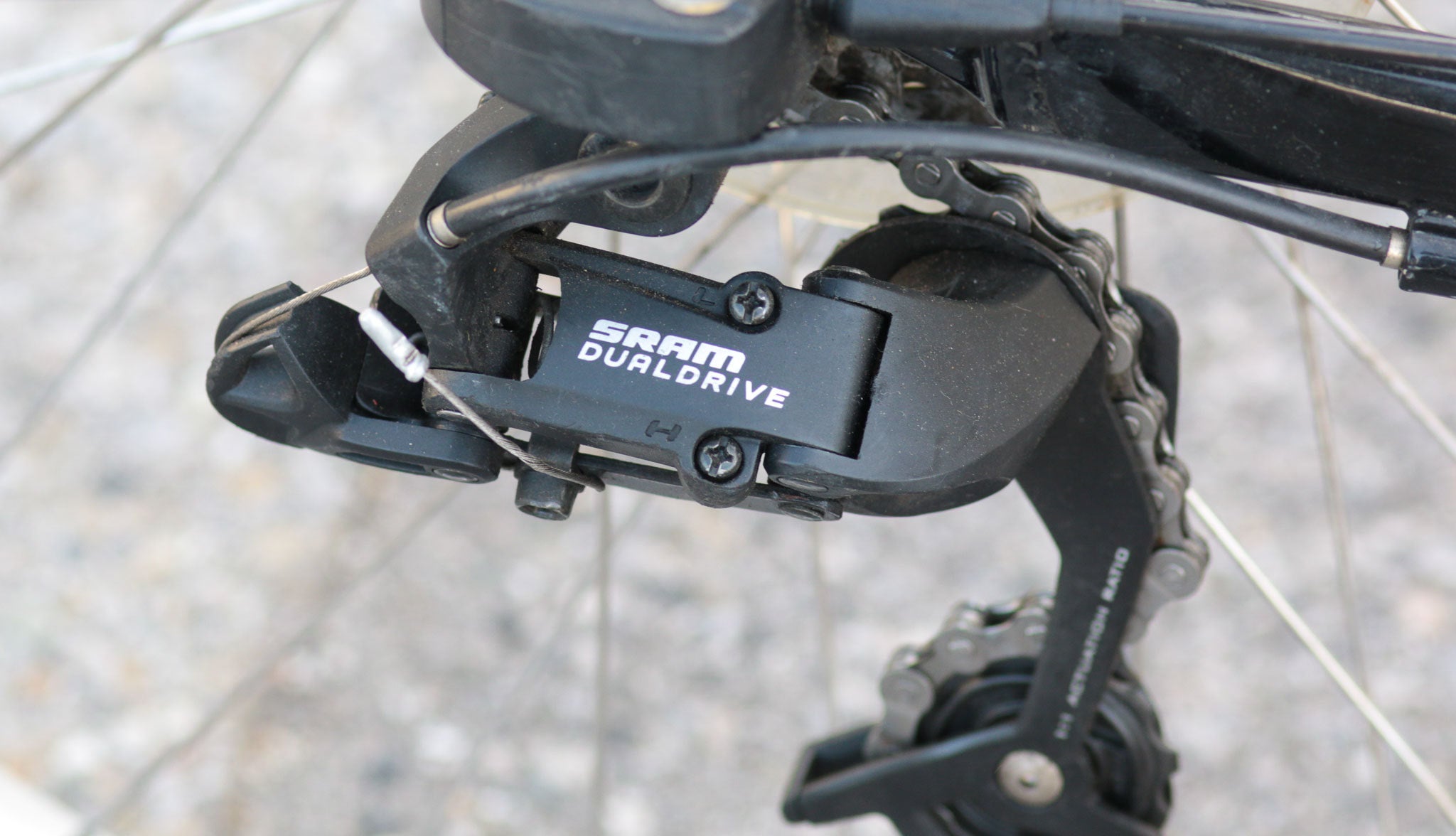 Raleigh SC200 Hybrid / Commuter Bike with SRAM Dual Drive Shifting ...