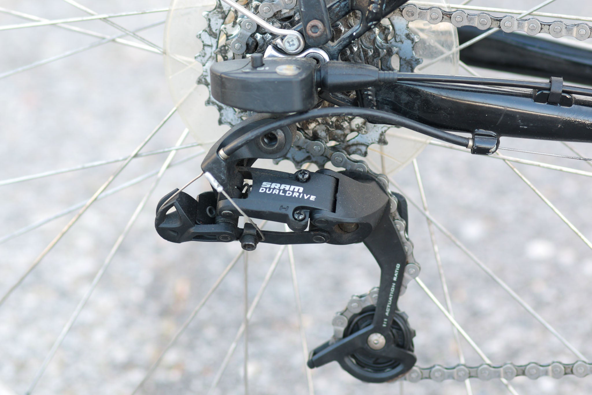 Raleigh SC200 Hybrid / Commuter Bike with SRAM Dual Drive Shifting ...