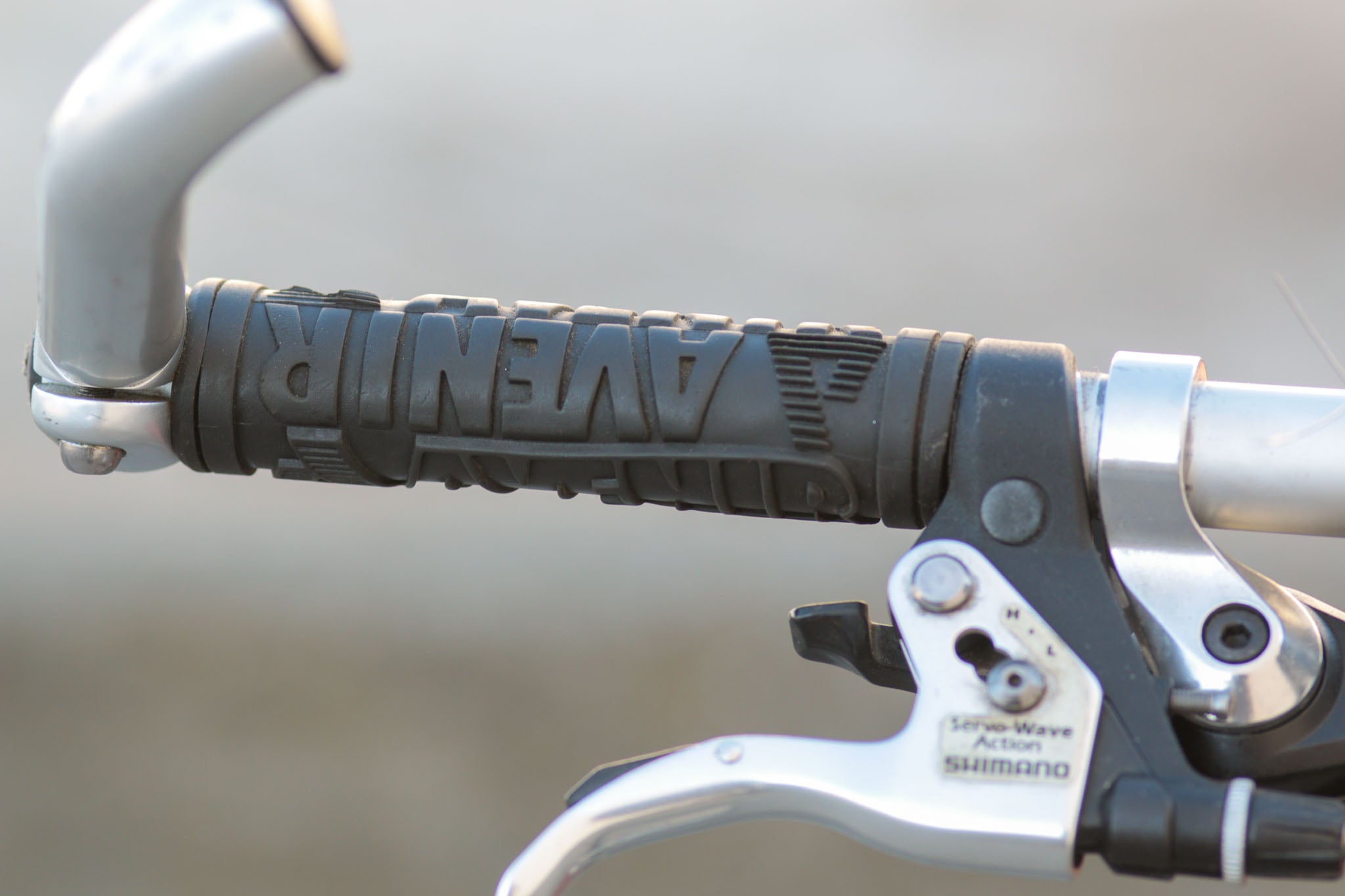 Diamondback Zetec 2.1 Aluminum Hardtail Mountain Bike with Rock Shox ...